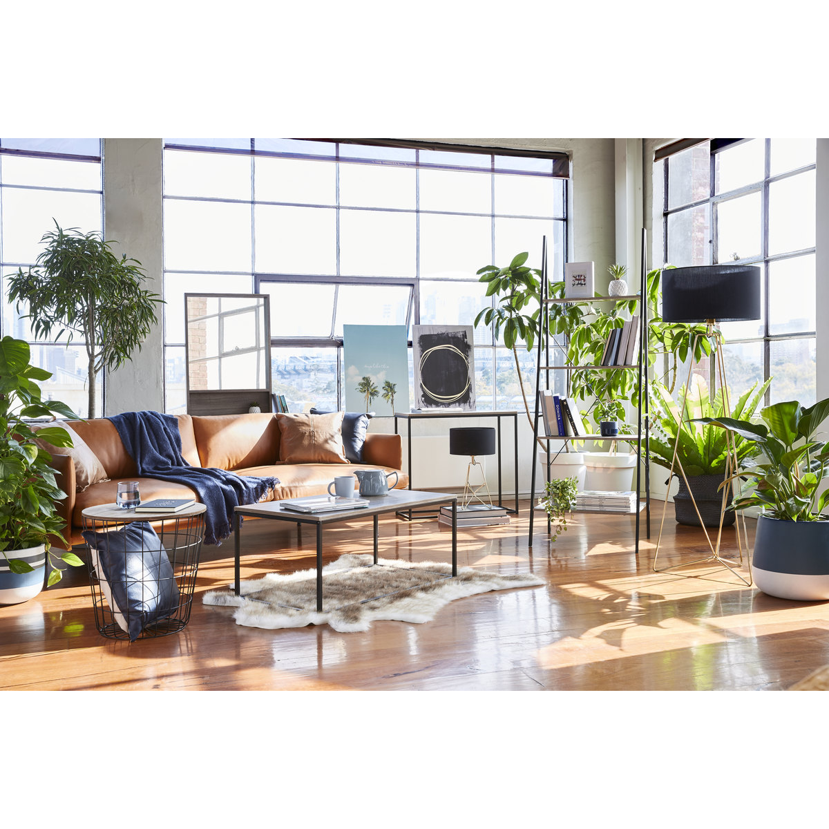 Kmart Industrial Ladder Shelf - Sawhorse solid wood 72 in. - joicefglopes